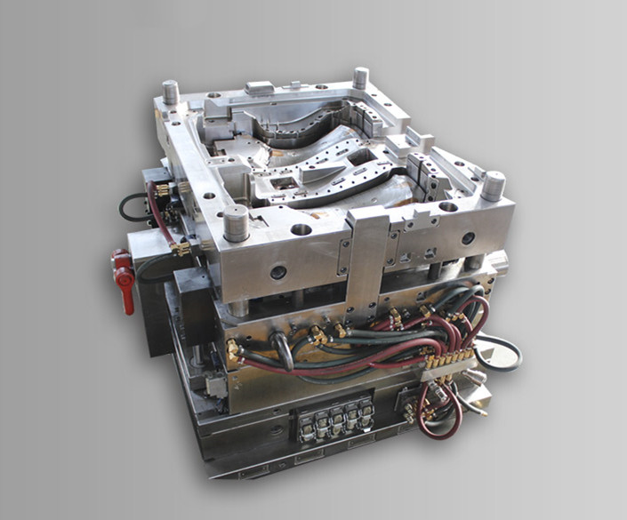 ISO 9001 2015 Certified Automotive Mold with Standard and HASCO/DME ...